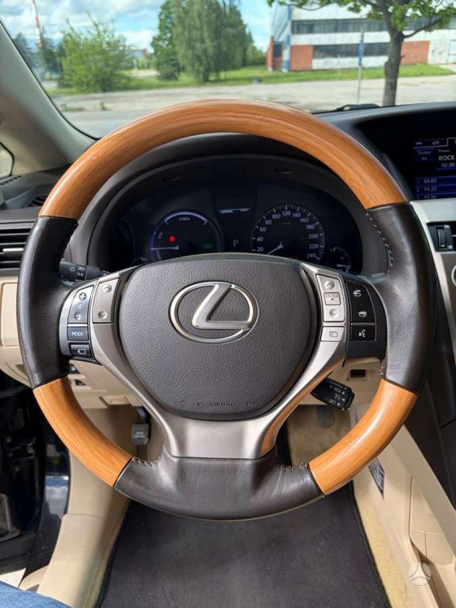 Black Lexus RX 450h 2014 in Panevezys, with an engine capacity of 3.46 L and mileage of 194 thousand km for 15600 €, photo 16 on AUTOMOTO.COM.LV