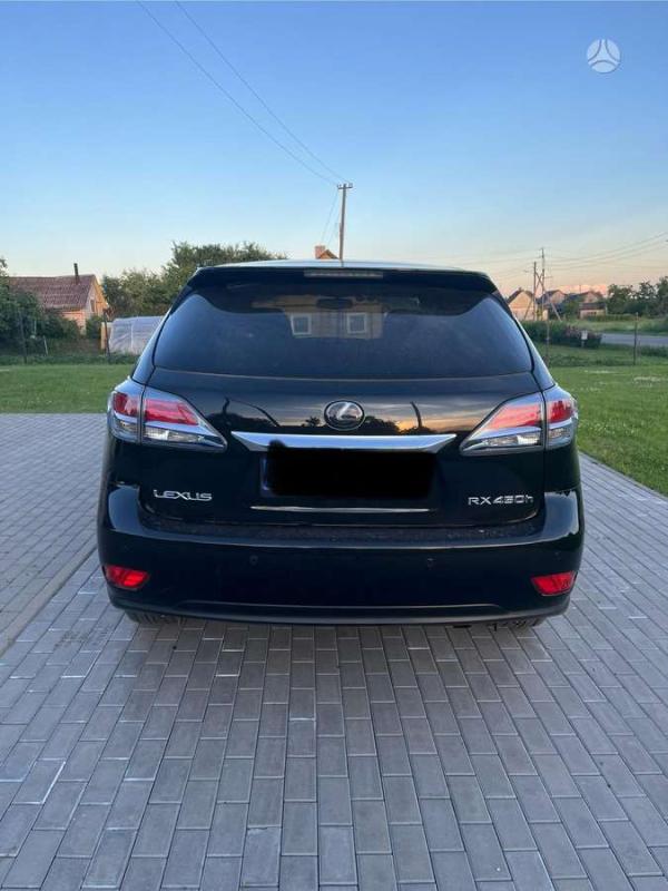 Black Lexus RX 450h 2014 in Prienai, with an engine capacity of 3.46 L and mileage of 287 thousand km for 17600 €, photo 3 on AUTOMOTO.COM.LV