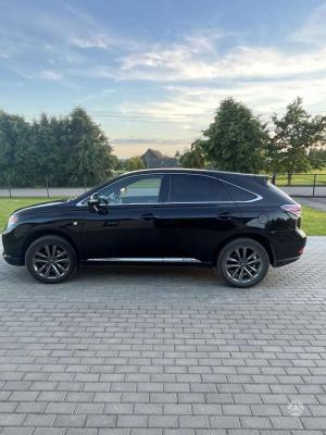 Black Lexus RX 450h 2014 in Prienai, with an engine capacity of 3.46 L and mileage of 287 thousand km for 17600 €, photo 5 on AUTOMOTO.COM.LV