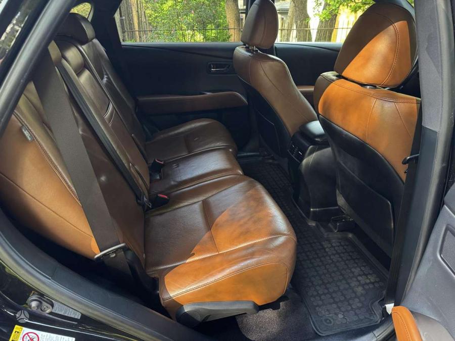 Black Lexus RX 450h 2014 in Vilnius, with an engine capacity of 3.46 L and mileage of 197 thousand km for 18700 €, photo 14 on AUTOMOTO.COM.LV