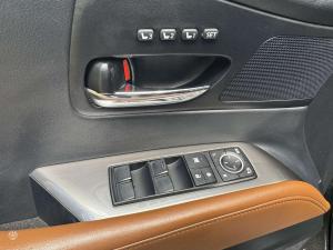 Black Lexus RX 450h 2014 in Vilnius, with an engine capacity of 3.46 L and mileage of 197 thousand km for 18700 €, photo 26 on AUTOMOTO.COM.LV
