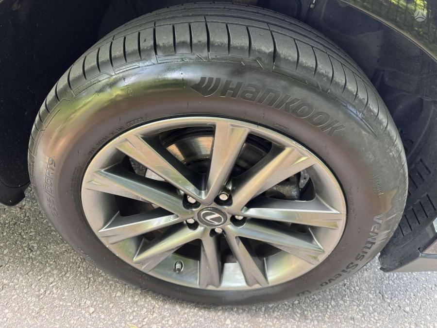 Black Lexus RX 450h 2014 in Vilnius, with an engine capacity of 3.46 L and mileage of 197 thousand km for 18700 €, photo 31 on AUTOMOTO.COM.LV