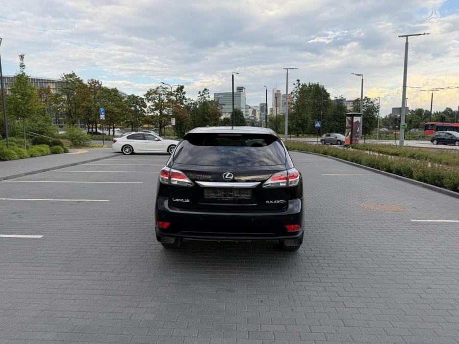 Melns Lexus RX 450h 2014 Viļņa, ar dzinēja tilpumu 3.46 L un nobraukumu 290 tūkst. km par 13300 €, foto 13 vietnē AUTOMOTO.COM.LV