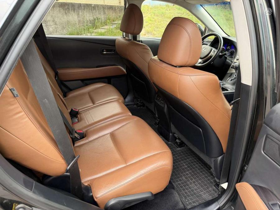 Melns Lexus RX 450h 2014 Viļņa, ar dzinēja tilpumu 3.46 L un nobraukumu 290 tūkst. km par 13300 €, foto 20 vietnē AUTOMOTO.COM.LV