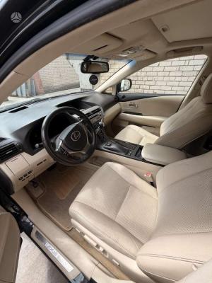 Black Lexus RX 450h 2014 in Kaunas, with an engine capacity of 3.46 L and mileage of 190 thousand km for 18000 €, photo 6 on AUTOMOTO.COM.LV