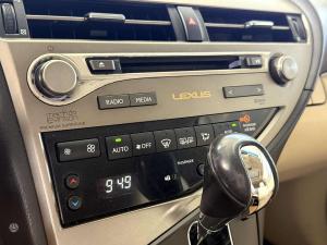 Melns Lexus RX 450h 2014 Panevēža, ar dzinēja tilpumu 3.46 L un nobraukumu 194 tūkst. km par 15900 €, foto 24 vietnē AUTOMOTO.COM.LV
