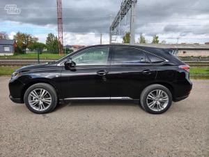 Black Lexus RX 450h 2015 in Siauliai, with an engine capacity of 3.50 L and mileage of 147 thousand km for 15900 €, photo 9 on AUTOMOTO.COM.LV