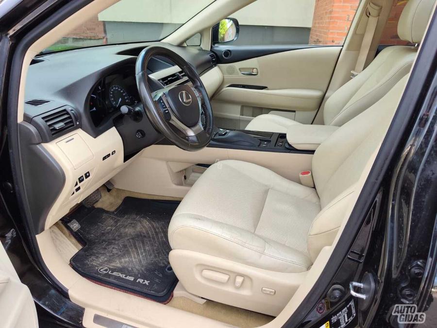 Black Lexus RX 450h 2015 in Siauliai, with an engine capacity of 3.50 L and mileage of 147 thousand km for 15900 €, photo 13 on AUTOMOTO.COM.LV