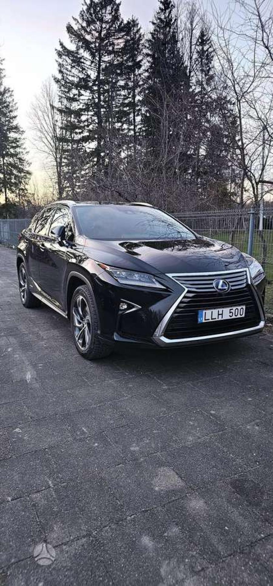 Black Lexus RX 450h 2016 in Vilnius, with an engine capacity of 3.46 L and mileage of 154 thousand km for 33555 €, photo 1 on AUTOMOTO.COM.LV