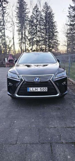 Black Lexus RX 450h 2016 in Vilnius, with an engine capacity of 3.46 L and mileage of 154 thousand km for 33555 €, photo 3 on AUTOMOTO.COM.LV