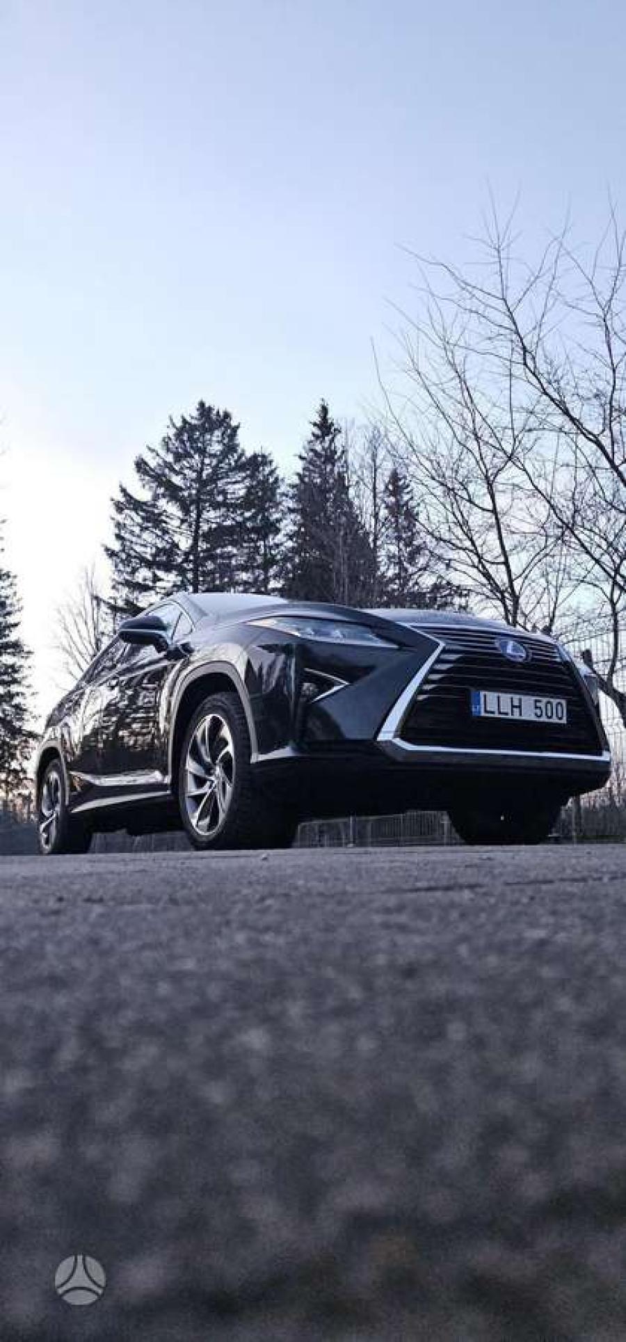 Black Lexus RX 450h 2016 in Vilnius, with an engine capacity of 3.46 L and mileage of 154 thousand km for 33555 €, photo 10 on AUTOMOTO.COM.LV