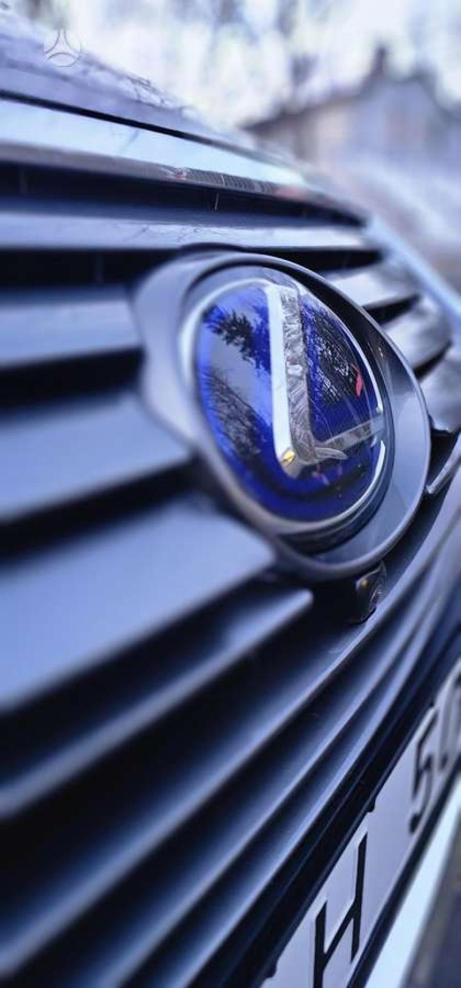 Black Lexus RX 450h 2016 in Vilnius, with an engine capacity of 3.46 L and mileage of 154 thousand km for 33555 €, photo 11 on AUTOMOTO.COM.LV