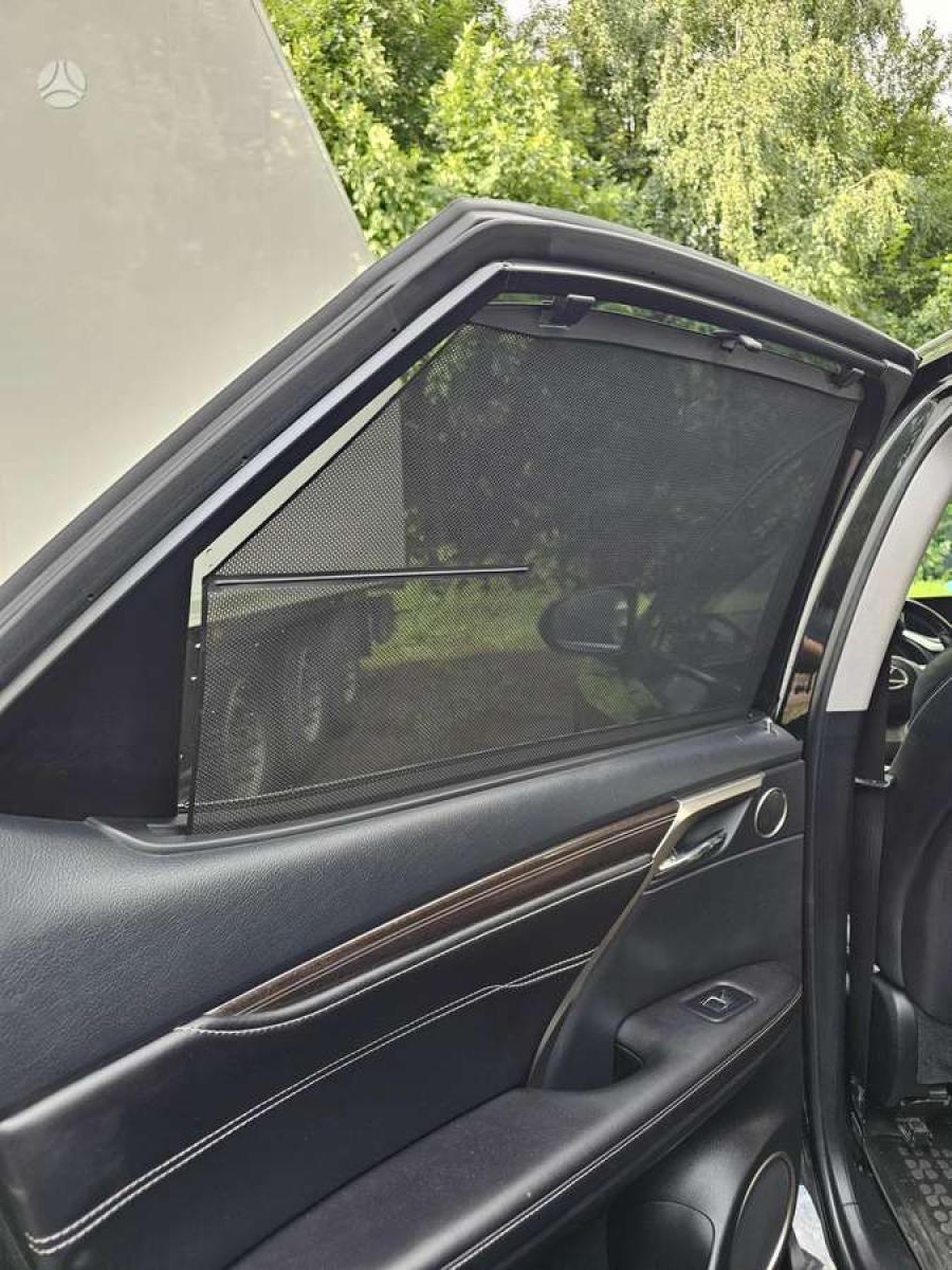 Black Lexus RX 450h 2016 in Vilnius, with an engine capacity of 3.46 L and mileage of 154 thousand km for 33555 €, photo 19 on AUTOMOTO.COM.LV