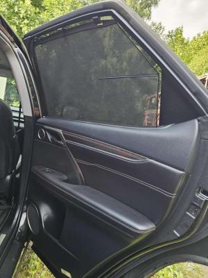 Black Lexus RX 450h 2016 in Vilnius, with an engine capacity of 3.46 L and mileage of 154 thousand km for 33555 €, photo 20 on AUTOMOTO.COM.LV