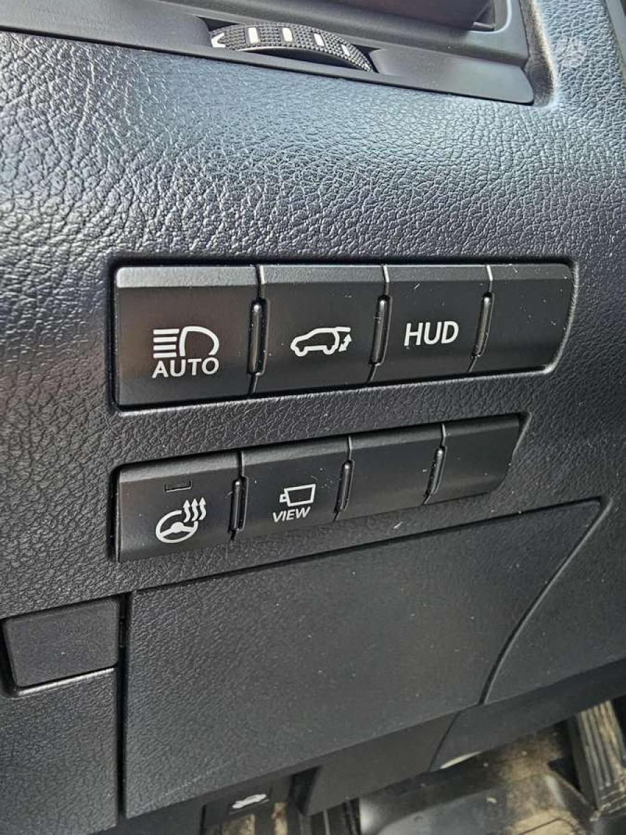 Black Lexus RX 450h 2016 in Vilnius, with an engine capacity of 3.46 L and mileage of 154 thousand km for 33555 €, photo 22 on AUTOMOTO.COM.LV