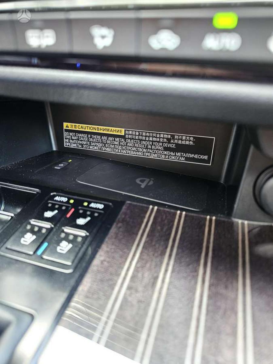 Black Lexus RX 450h 2016 in Vilnius, with an engine capacity of 3.46 L and mileage of 154 thousand km for 33555 €, photo 31 on AUTOMOTO.COM.LV