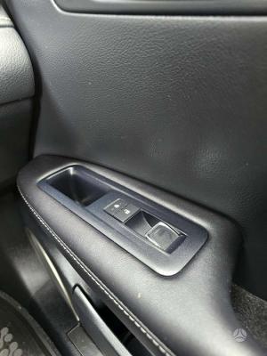 Black Lexus RX 450h 2016 in Vilnius, with an engine capacity of 3.46 L and mileage of 154 thousand km for 33555 €, photo 41 on AUTOMOTO.COM.LV