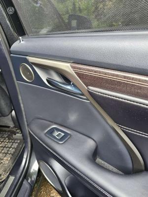 Black Lexus RX 450h 2016 in Vilnius, with an engine capacity of 3.46 L and mileage of 154 thousand km for 33555 €, photo 48 on AUTOMOTO.COM.LV