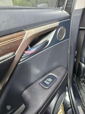 Black Lexus RX 450h 2016 in Vilnius, with an engine capacity of 3.46 L and mileage of 154 thousand km for 33555 €, photo 49 on AUTOMOTO.COM.LV