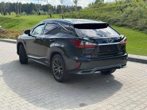 Black Lexus RX 450h 2016 in Vilnius, with an engine capacity of 3.46 L and mileage of 184 thousand km for 27200 €, photo 18 on AUTOMOTO.COM.LV