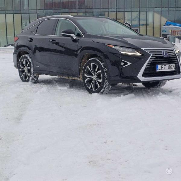 Melns Lexus RX 450h 2017 Šauļi, ar dzinēja tilpumu 3.50 L un nobraukumu 92 tūkst. km par 30900 €, foto 3 vietnē AUTOMOTO.COM.LV