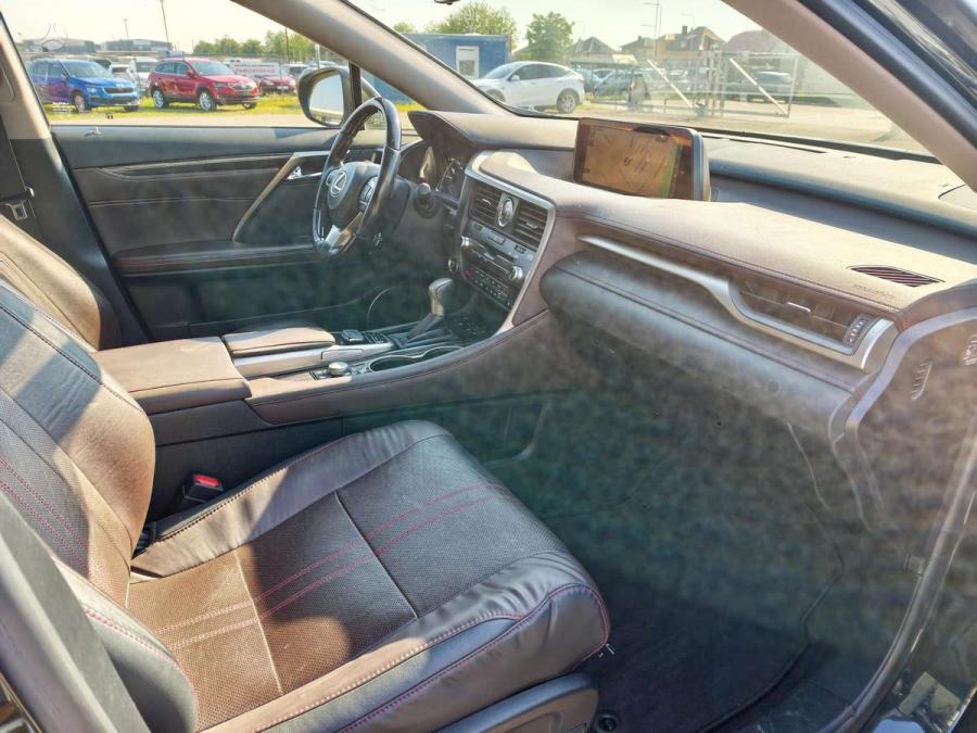 Black Lexus RX 450h 2017 in Siauliai, with an engine capacity of 3.46 L and mileage of 103 thousand km for 29900 €, photo 9 on AUTOMOTO.COM.LV