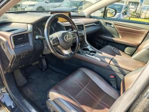 Black Lexus RX 450h 2017 in Siauliai, with an engine capacity of 3.46 L and mileage of 103 thousand km for 29900 €, photo 10 on AUTOMOTO.COM.LV