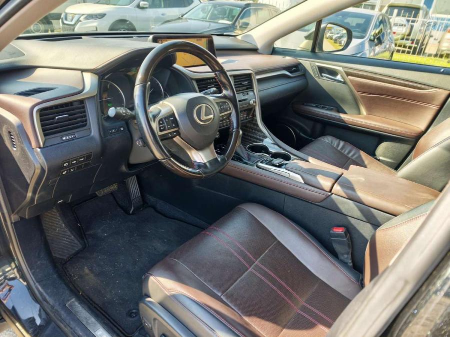 Black Lexus RX 450h 2017 in Siauliai, with an engine capacity of 3.46 L and mileage of 103 thousand km for 29900 €, photo 10 on AUTOMOTO.COM.LV