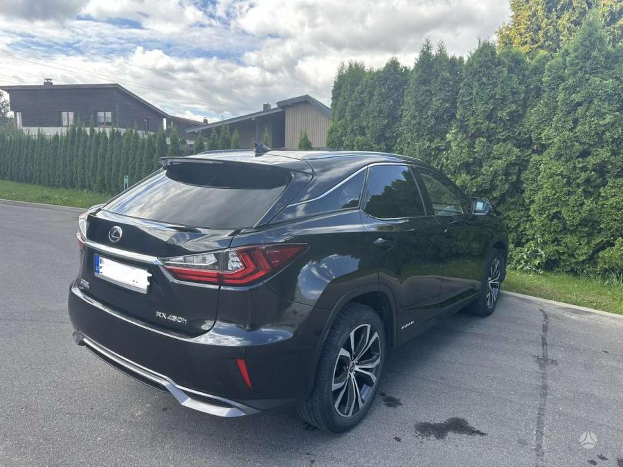 Melns Lexus RX 450h 2017 Viļņa, ar dzinēja tilpumu 0.00 L un nobraukumu 96 tūkst. km par 28500 €, foto 4 vietnē AUTOMOTO.COM.LV