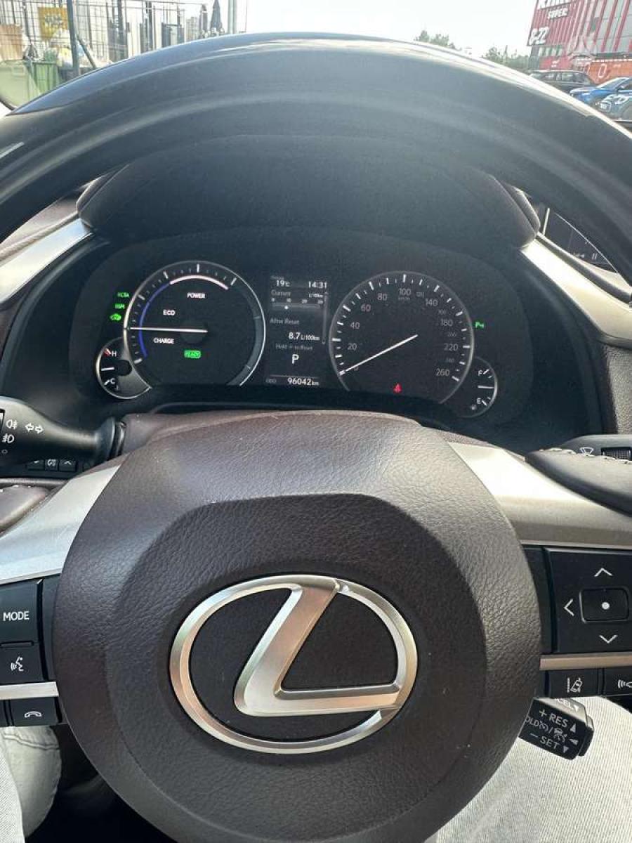 Melns Lexus RX 450h 2017 Viļņa, ar dzinēja tilpumu 0.00 L un nobraukumu 96 tūkst. km par 28500 €, foto 6 vietnē AUTOMOTO.COM.LV