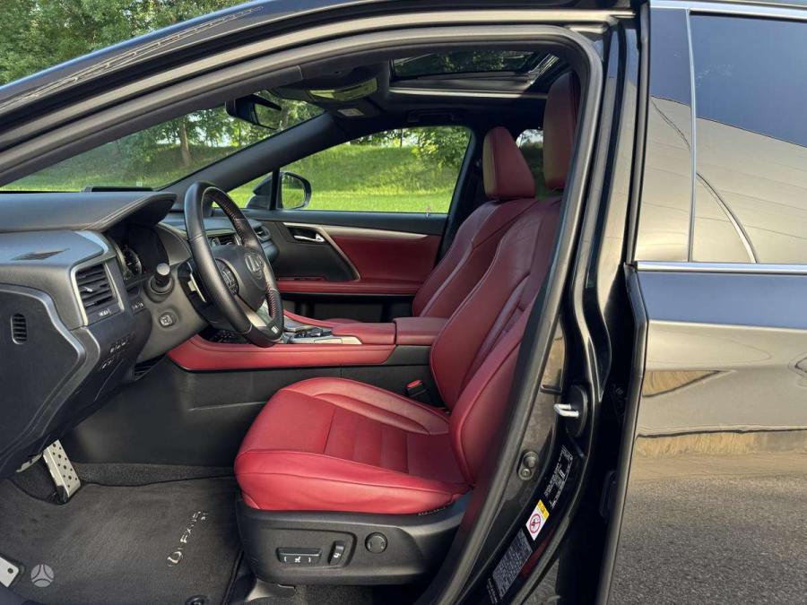 Melns Lexus RX 450h 2017 Alīta, ar dzinēja tilpumu 3.50 L un nobraukumu 233 tūkst. km par 28800 €, foto 7 vietnē AUTOMOTO.COM.LV