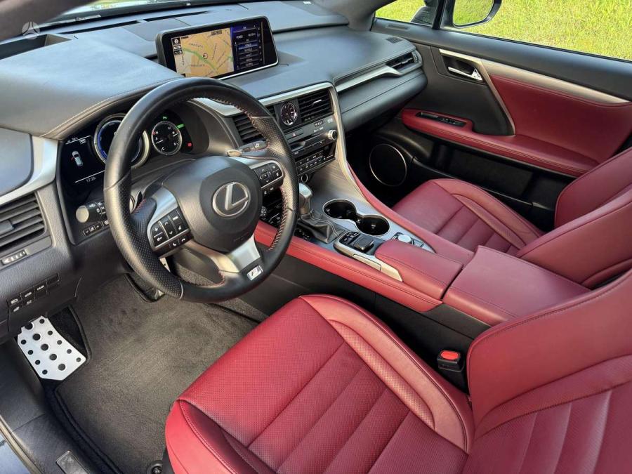 Melns Lexus RX 450h 2017 Alīta, ar dzinēja tilpumu 3.50 L un nobraukumu 233 tūkst. km par 28800 €, foto 8 vietnē AUTOMOTO.COM.LV
