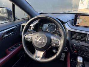 Melns Lexus RX 450h 2017 Alīta, ar dzinēja tilpumu 3.50 L un nobraukumu 233 tūkst. km par 28800 €, foto 13 vietnē AUTOMOTO.COM.LV