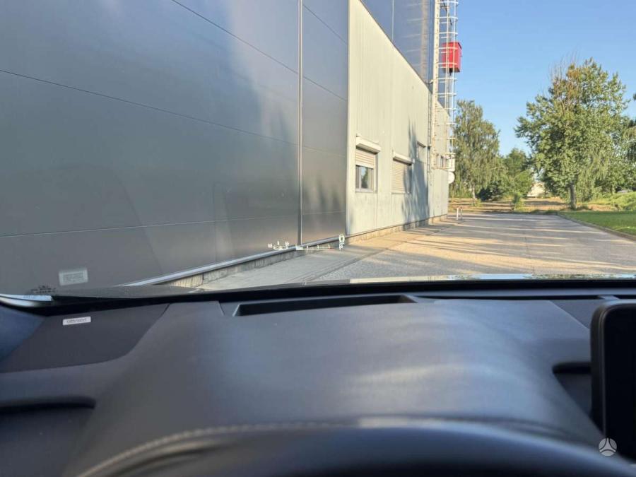 Melns Lexus RX 450h 2017 Alīta, ar dzinēja tilpumu 3.50 L un nobraukumu 233 tūkst. km par 28800 €, foto 34 vietnē AUTOMOTO.COM.LV