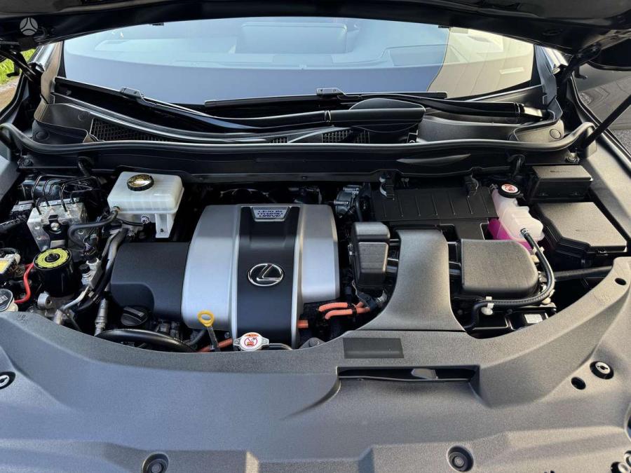 Melns Lexus RX 450h 2017 Alīta, ar dzinēja tilpumu 3.50 L un nobraukumu 233 tūkst. km par 28800 €, foto 52 vietnē AUTOMOTO.COM.LV