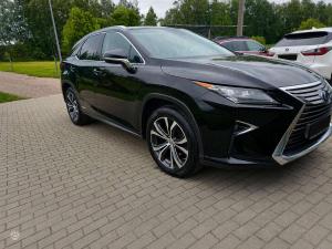Black Lexus RX 450h 2017 in Alytus, with an engine capacity of 3.46 L and mileage of 379 thousand km for 21390 €, photo 3 on AUTOMOTO.COM.LV