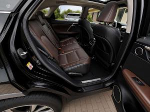 Black Lexus RX 450h 2017 in Alytus, with an engine capacity of 3.46 L and mileage of 379 thousand km for 21390 €, photo 13 on AUTOMOTO.COM.LV
