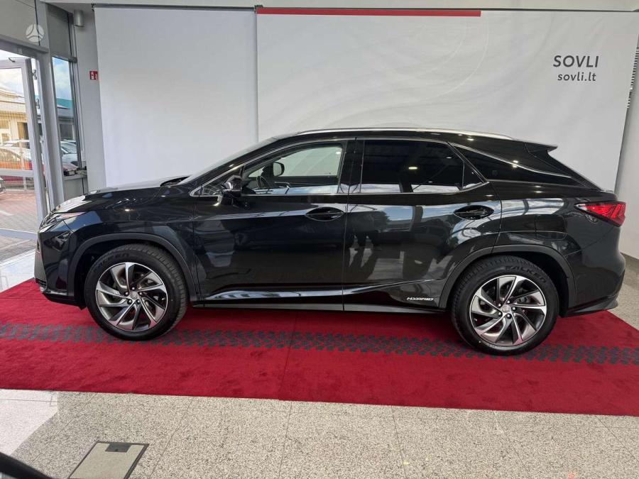 Melns Lexus RX 450h 2017 Šauļi, ar dzinēja tilpumu 3.46 L un nobraukumu 107 tūkst. km par 29900 €, foto 5 vietnē AUTOMOTO.COM.LV