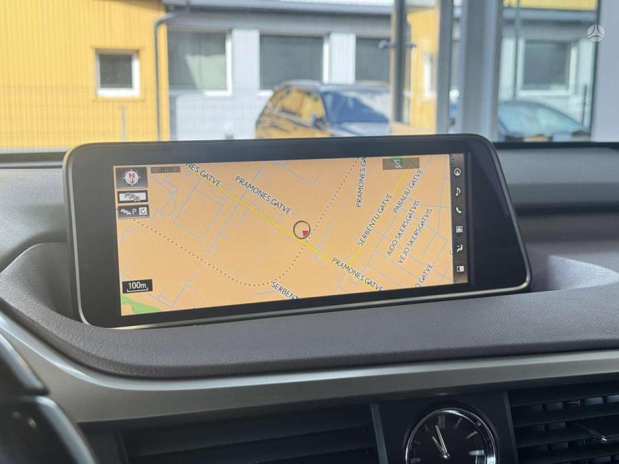 Melns Lexus RX 450h 2017 Šauļi, ar dzinēja tilpumu 3.46 L un nobraukumu 107 tūkst. km par 29900 €, foto 24 vietnē AUTOMOTO.COM.LV