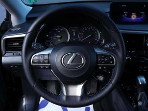Black Lexus RX 450h 2017 in Daugavpils, with an engine capacity of 3.46 L and mileage of 213 thousand km for 25790 €, photo 11 on AUTOMOTO.COM.LV