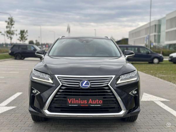 Melns Lexus RX 450h 2018 Viļņa, ar dzinēja tilpumu 3.50 L un nobraukumu 186 tūkst. km par 32000 €, foto 2 vietnē AUTOMOTO.COM.LV
