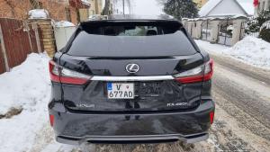 Melns Lexus RX 450h 2018 Marijampole, ar dzinēja tilpumu 3.46 L un nobraukumu 150 tūkst. km par 28199 €, foto 8 vietnē AUTOMOTO.COM.LV