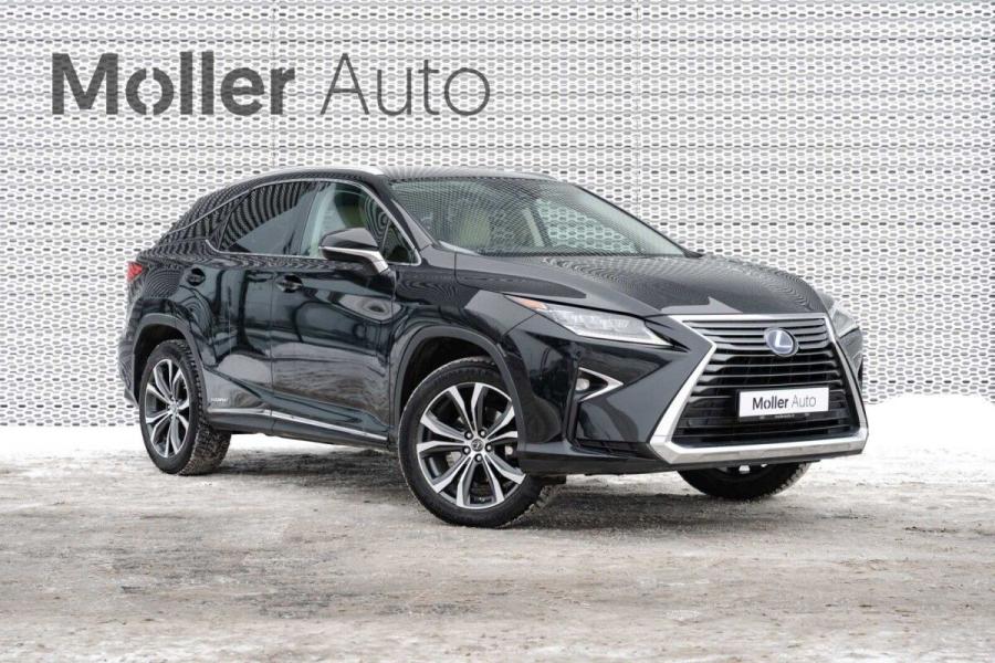 Black Lexus RX 450h 2018 in Marupe, with an engine capacity of 3.50 L and mileage of 153 thousand km for 29250 €, photo 2 on AUTOMOTO.COM.LV