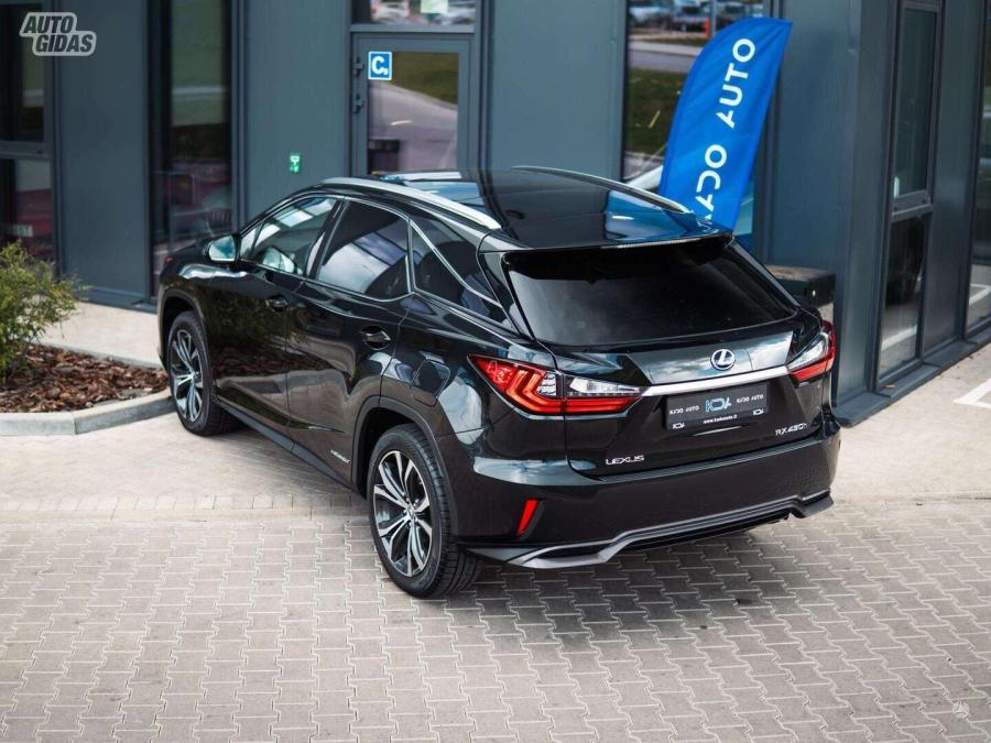 Black Lexus RX 450h 2018 in Marijampole, with an engine capacity of 3.50 L and mileage of 80 thousand km for 34950 €, photo 11 on AUTOMOTO.COM.LV