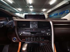 Black Lexus RX 450h 2018 in Marijampole, with an engine capacity of 3.50 L and mileage of 80 thousand km for 34950 €, photo 19 on AUTOMOTO.COM.LV