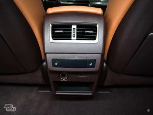 Black Lexus RX 450h 2018 in Marijampole, with an engine capacity of 3.50 L and mileage of 80 thousand km for 34950 €, photo 35 on AUTOMOTO.COM.LV