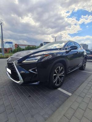 Melns Lexus RX 450h 2018 Viļņa, ar dzinēja tilpumu 3.46 L un nobraukumu 92 tūkst. km par 29999 €, foto  vietnē AUTOMOTO.COM.LV