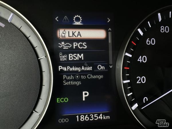 Black Lexus RX 450h 2018 in Avizieniai, with an engine capacity of 3.50 L and mileage of 186 thousand km for 27750 €, photo 9 on AUTOMOTO.COM.LV
