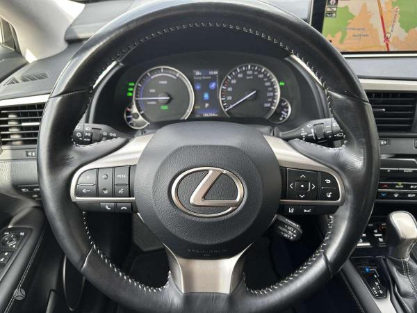 Lexus RX 450h 2018 Viļņa vietnē Melns Lexus RX 450h 2018 Viļņa, ar dzinēja tilpumu 3.50 L un nobraukumu 186 tūkst. km par 27750 €, foto 7 vietnē AUTOMOTO.COM.LV