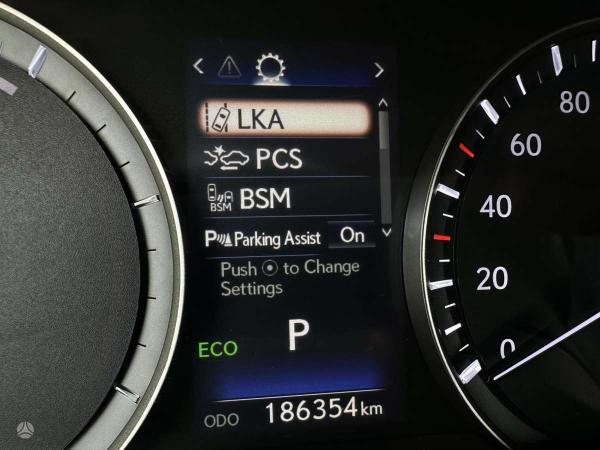 Lexus RX 450h 2018 Viļņa vietnē Melns Lexus RX 450h 2018 Viļņa, ar dzinēja tilpumu 3.50 L un nobraukumu 186 tūkst. km par 27750 €, foto 9 vietnē AUTOMOTO.COM.LV